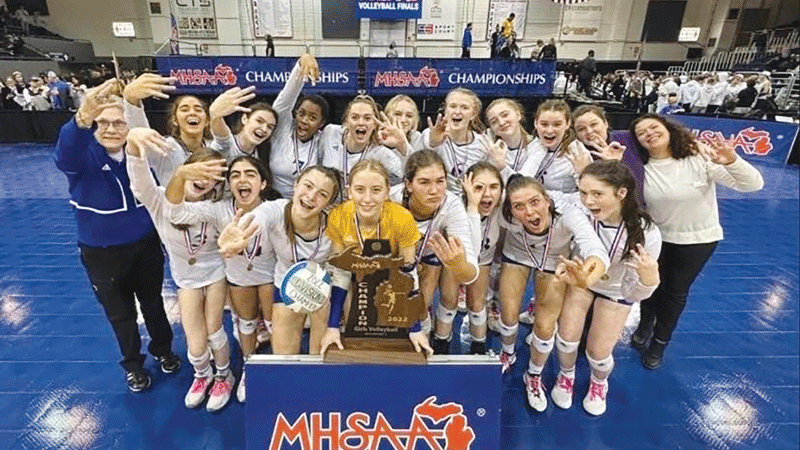 Bloomfield Hills Marian volleyball earns third-straight state title