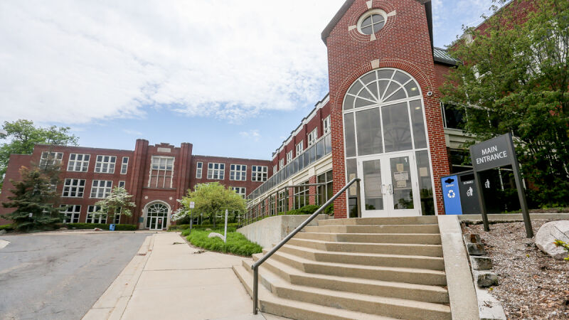 New school board clashes at first meeting