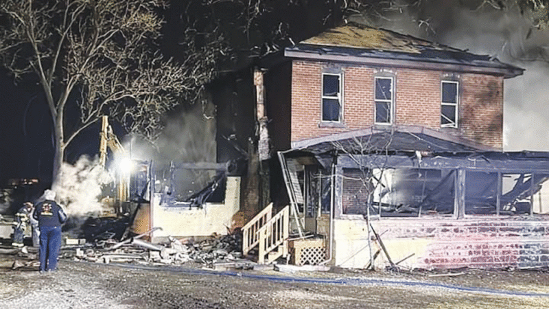 Fire crews battle South Street structure fire