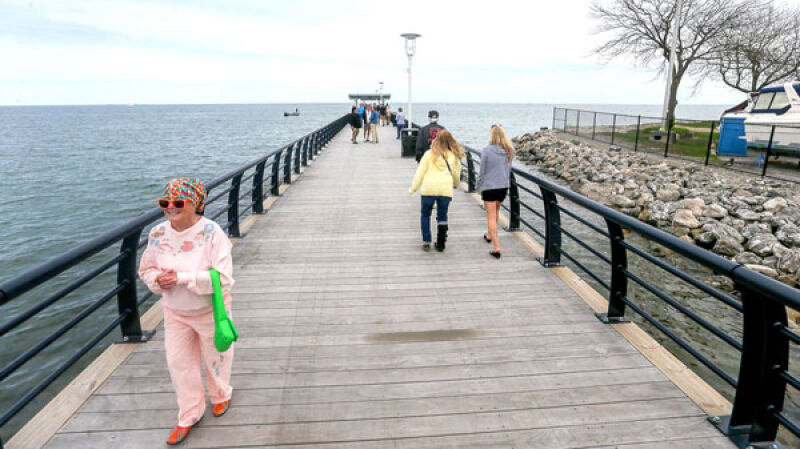 St. Clair Shores opens new Blossom Heath Pier