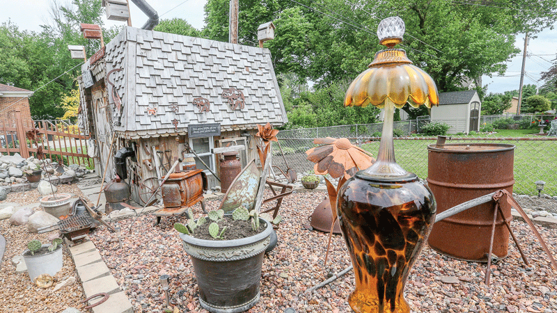 Birdhouses, ‘rust garden’ inspire conversation