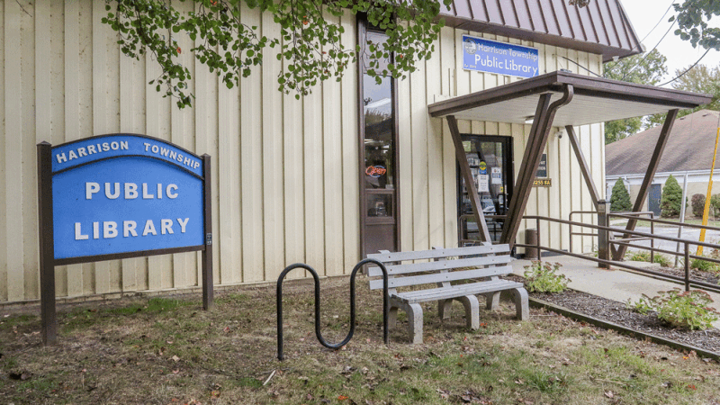 Library seeking shutterbugs