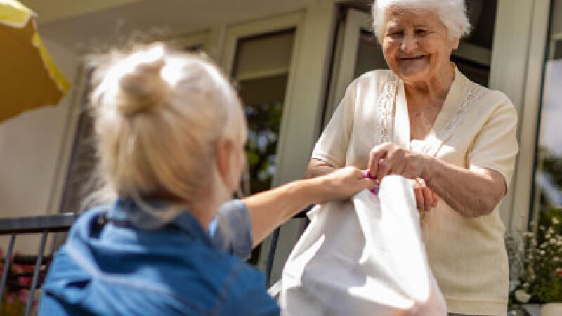 Volunteers Sought To Deliver Meals To Seniors In Wb