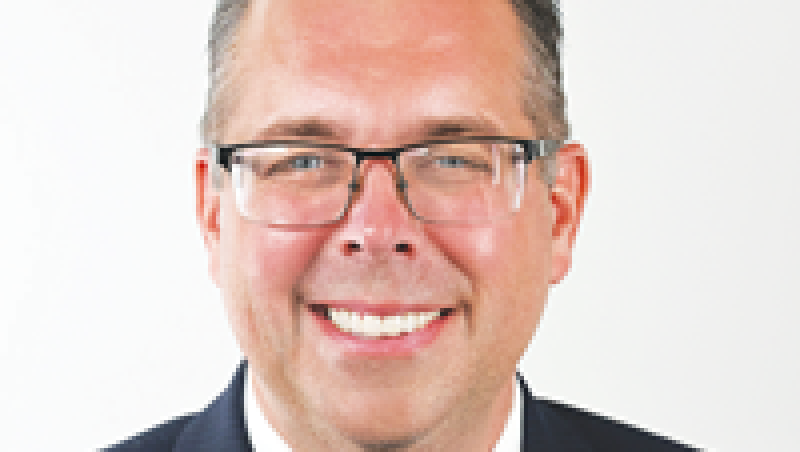 Deel retains Rochester Hills City Council president role