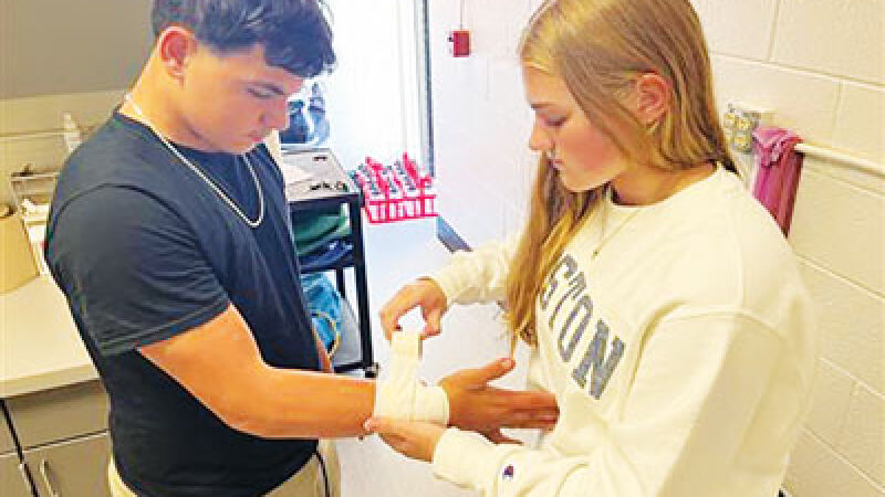 Utica Community Schools expands sports medicine program